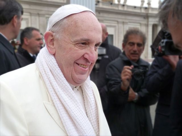 Pope looks to simplify annulment procedure | ChristianToday Australia