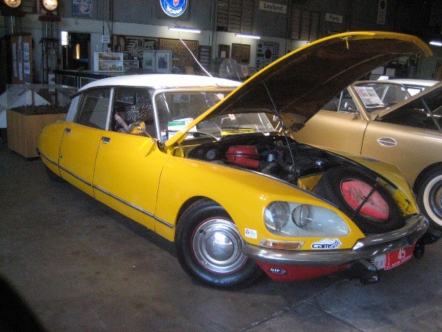 Country Town Tour and the car of the century, the Citroen DS – a great ...