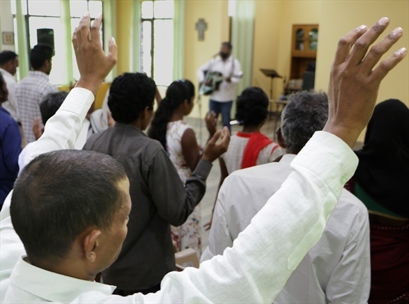 Persecuted, but not abandoned: How India's Christians are staying ...